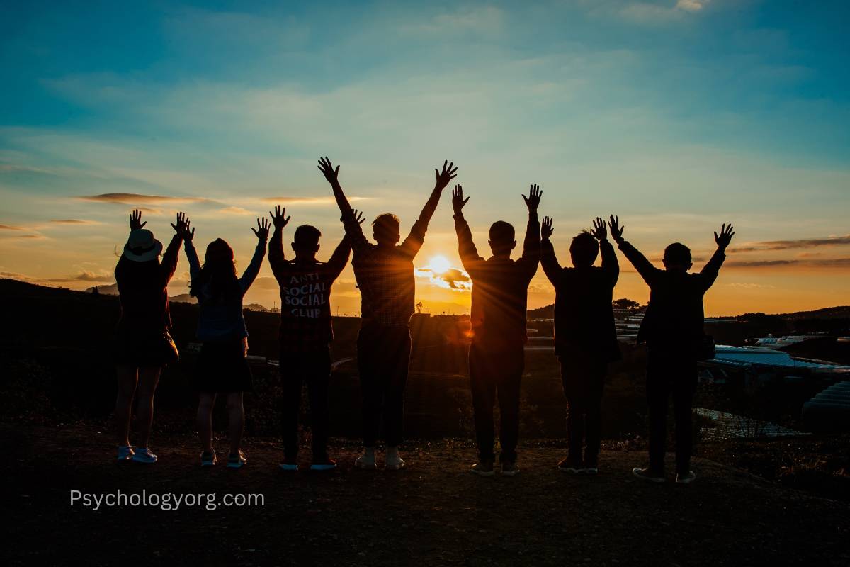 10 Tips To Be More Sociable And Make Friends