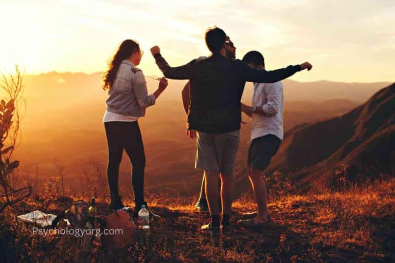 10 Tips To Be More Sociable And Make Friends